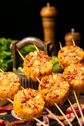 烤玉米烧烤小吃夜宵美食摄影图片模板下载-编号4941582-众图网