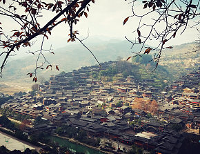 西江千户苗寨旅游风景画素材下载-众图网